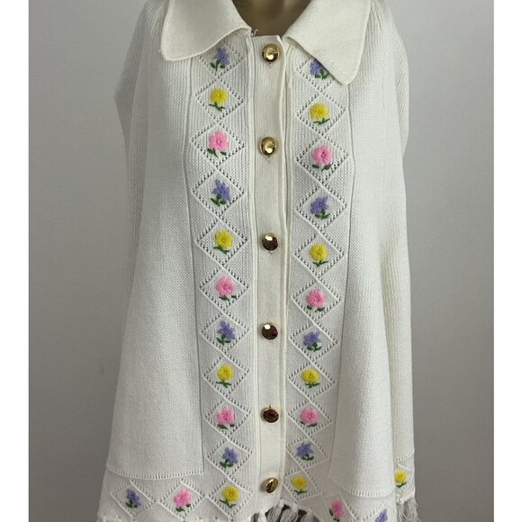 Unbranded | Sweaters | Vintage Womens Os Poncho Cape White Knit Fringe ...
